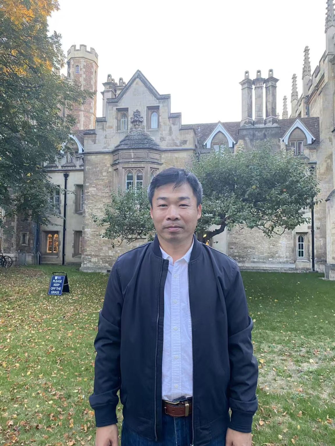 Fanjun Meng - Clare Hall